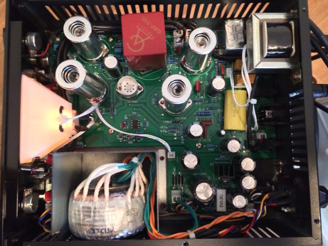 Test: Golden Age Project Comp-2A, quando passato e futuro si ...