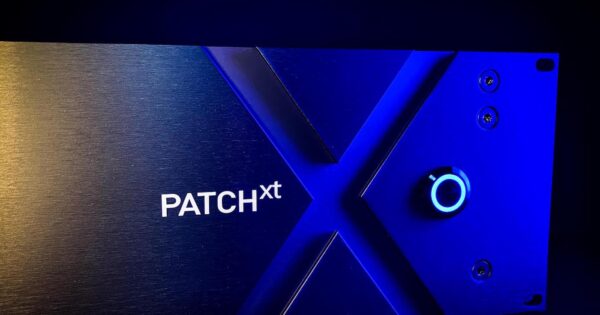 Flock Audio Patch XT, la patchbay del futuro | Audiofader ...