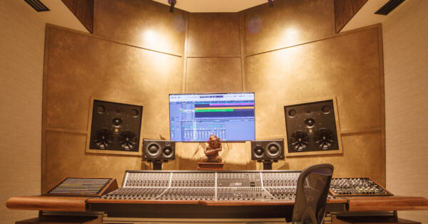 Audient ASP8024 Heritage Edition all’Expanding Sky Studio | Audiofader ...