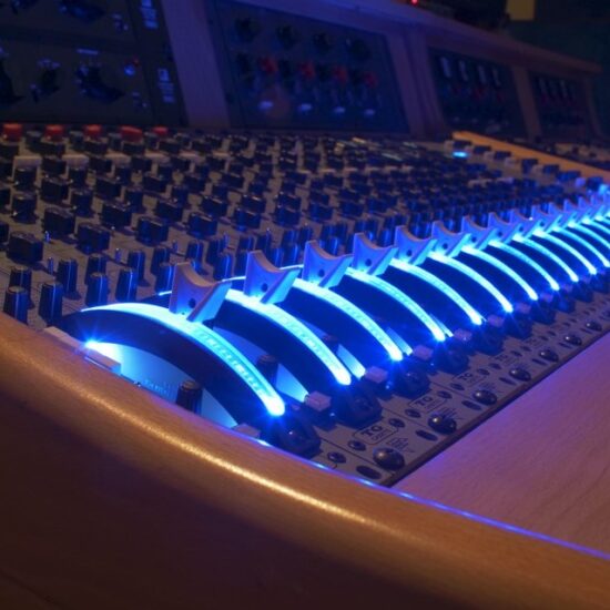 Universal Audio UA610 native gratis per poco tempo! | Audiofader ...